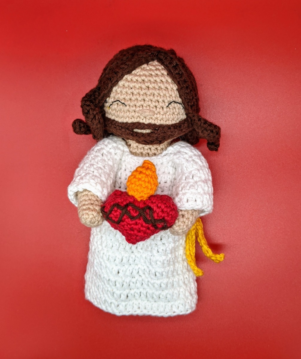 PDF PATTERN ONLY: Sacred Heart of Jesus Crochet Pattern | Peter’s Square
