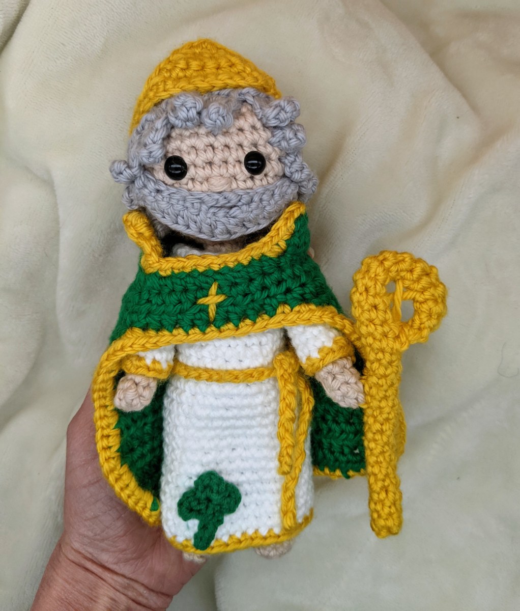 PDF PATTERN ONLY: St. Patrick Crochet Pattern | Peter’s Square